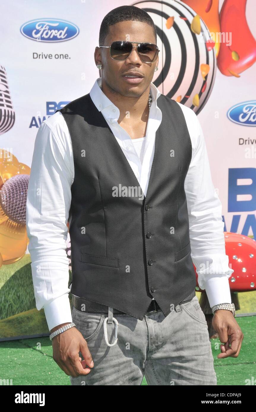 2011 bet awards hi-res stock photography and images - Alamy