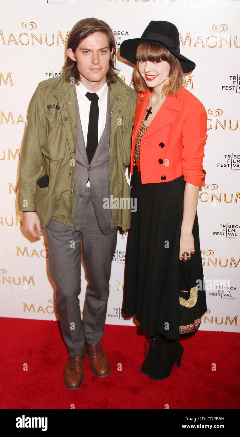 Apr. 21, 2011 - New York, New York, U.S. - Singer DIANE BIRCH and GUEST ...