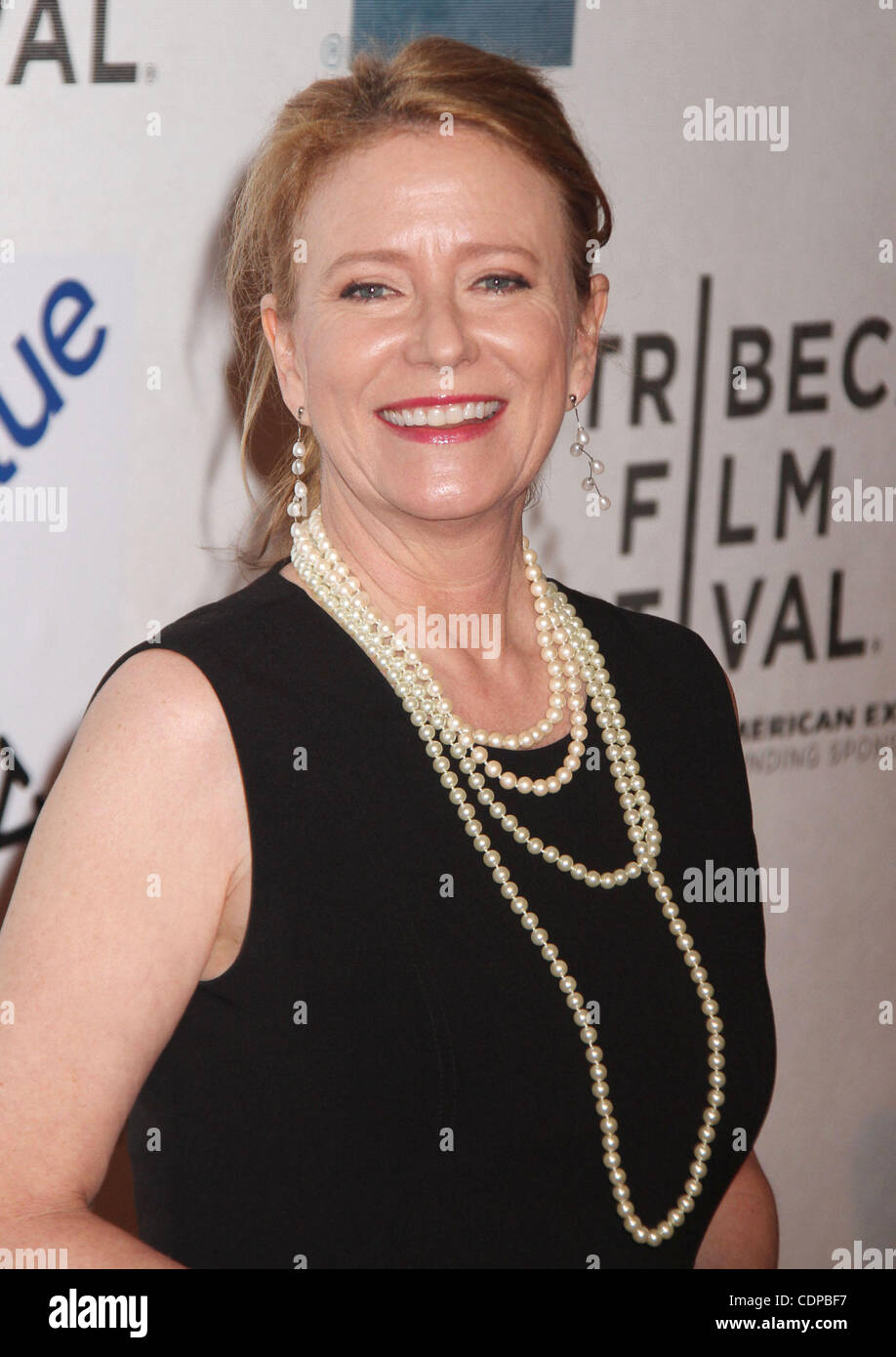 Apr. 25, 2011 - New York, New York, U.S. - Actress EVE PLUMB attends ...