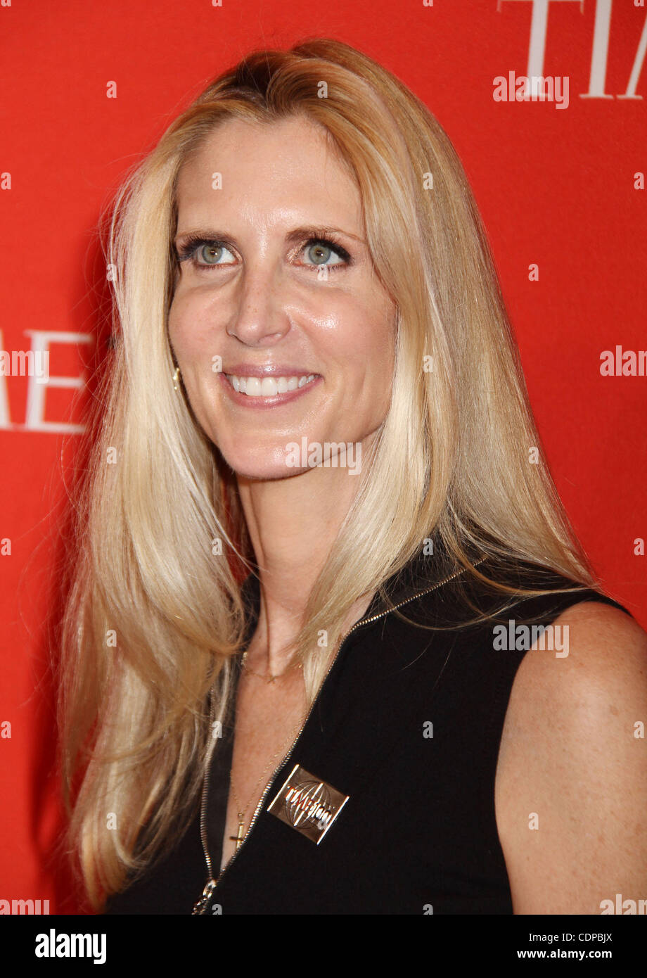 Conservative commentator hi-res stock photography and images - Alamy