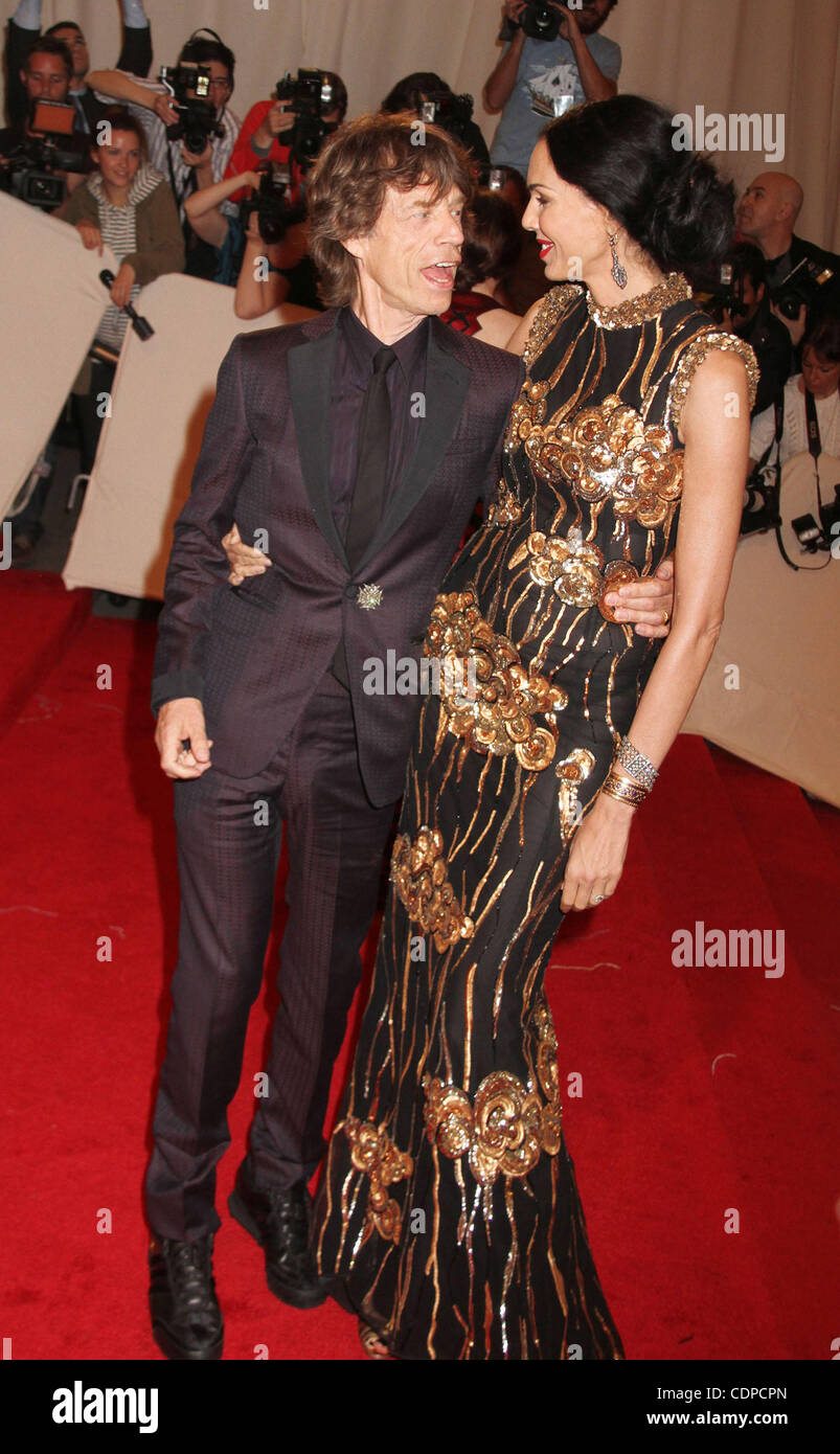 May 2, 2011 - New York, New York, U.S. - Singer MICK JAGGER and L'WREN ...