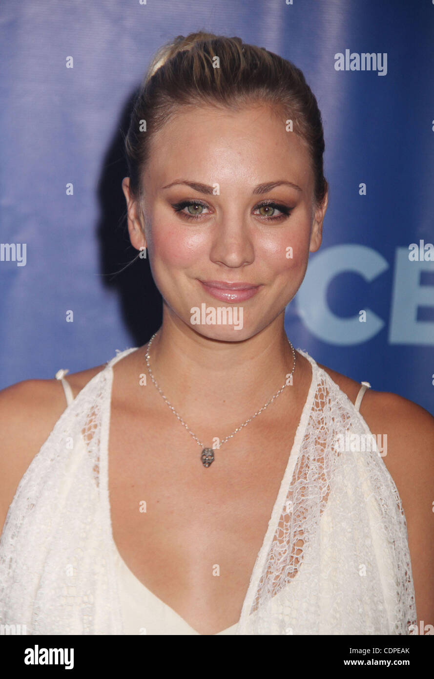 Kaley cuoco headshot hi-res stock photography and images - Alamy