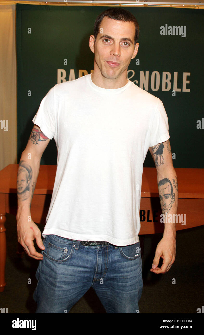 Steve o book hi-res stock photography and images - Alamy