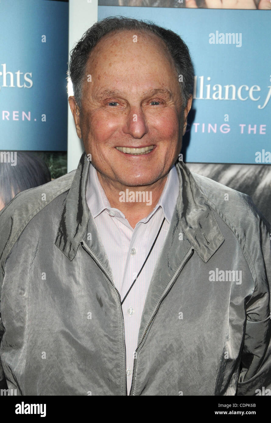 Apr. 27, 2011 - Los Angeles, California, U.S. - Budd Friedman Attending ...