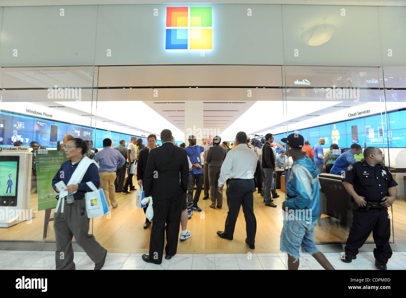 May 27, 2011 - Atlanta, GA, U.S. - ATLANTA, GA - MAY 27: Customers enter the new Microsoft Store ...