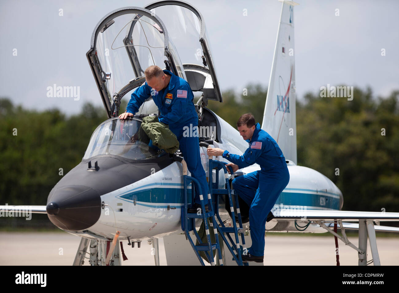Cape Canaveral, Florida US - Pilot DOUG HURLEY and mission specialists ...