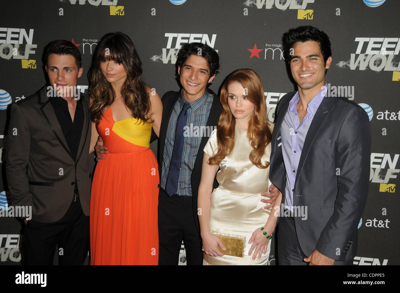 Colton Haynes And Crystal Reed Manip