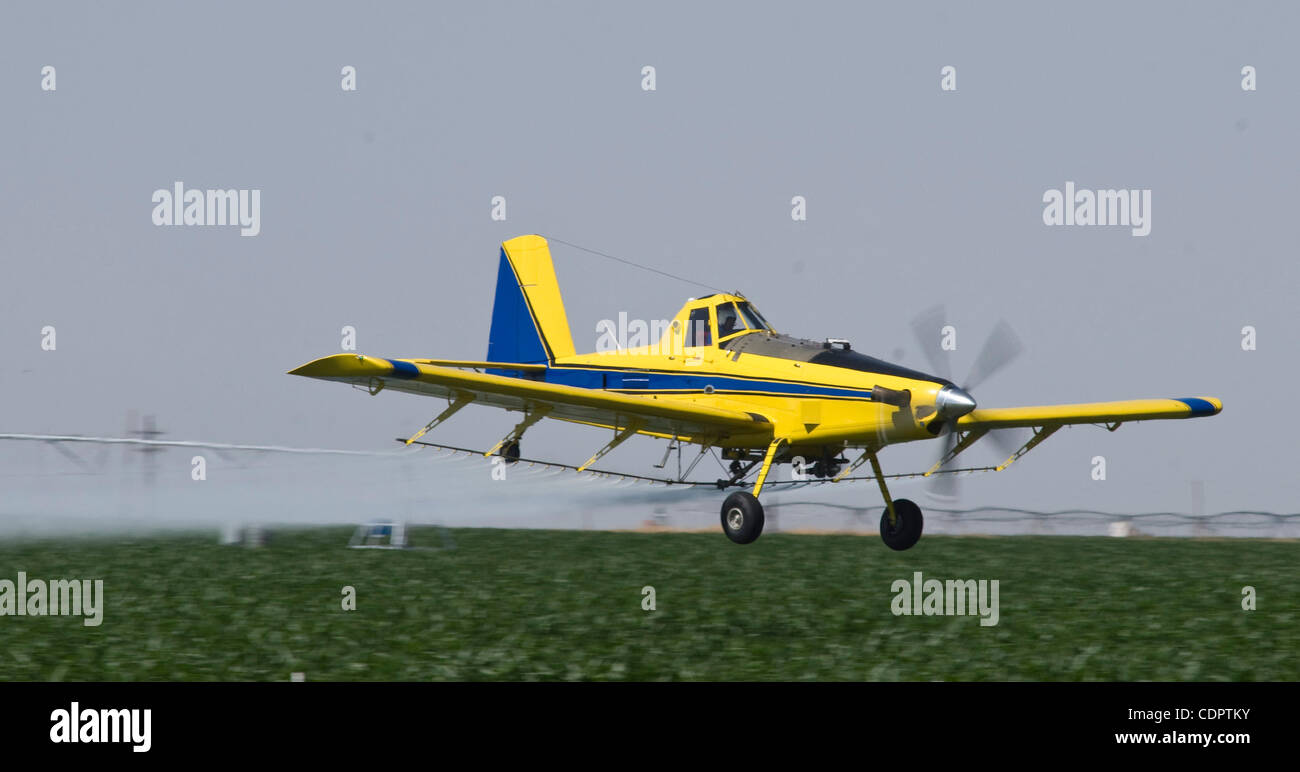 June 24, 2011 - Dalhart, Texas, USA - June 24, 2011. A crop duster ...