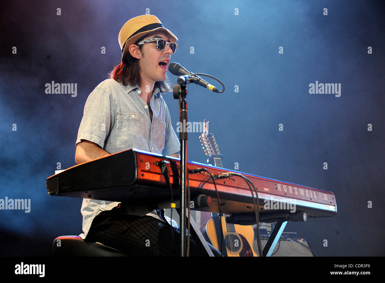 Dhani harrison hi-res stock photography and images - Alamy