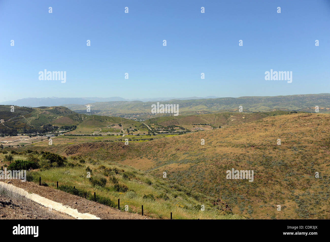 Apr 29, 2011 - Simi Valley, California; USA - A view of Simi Valley at ...