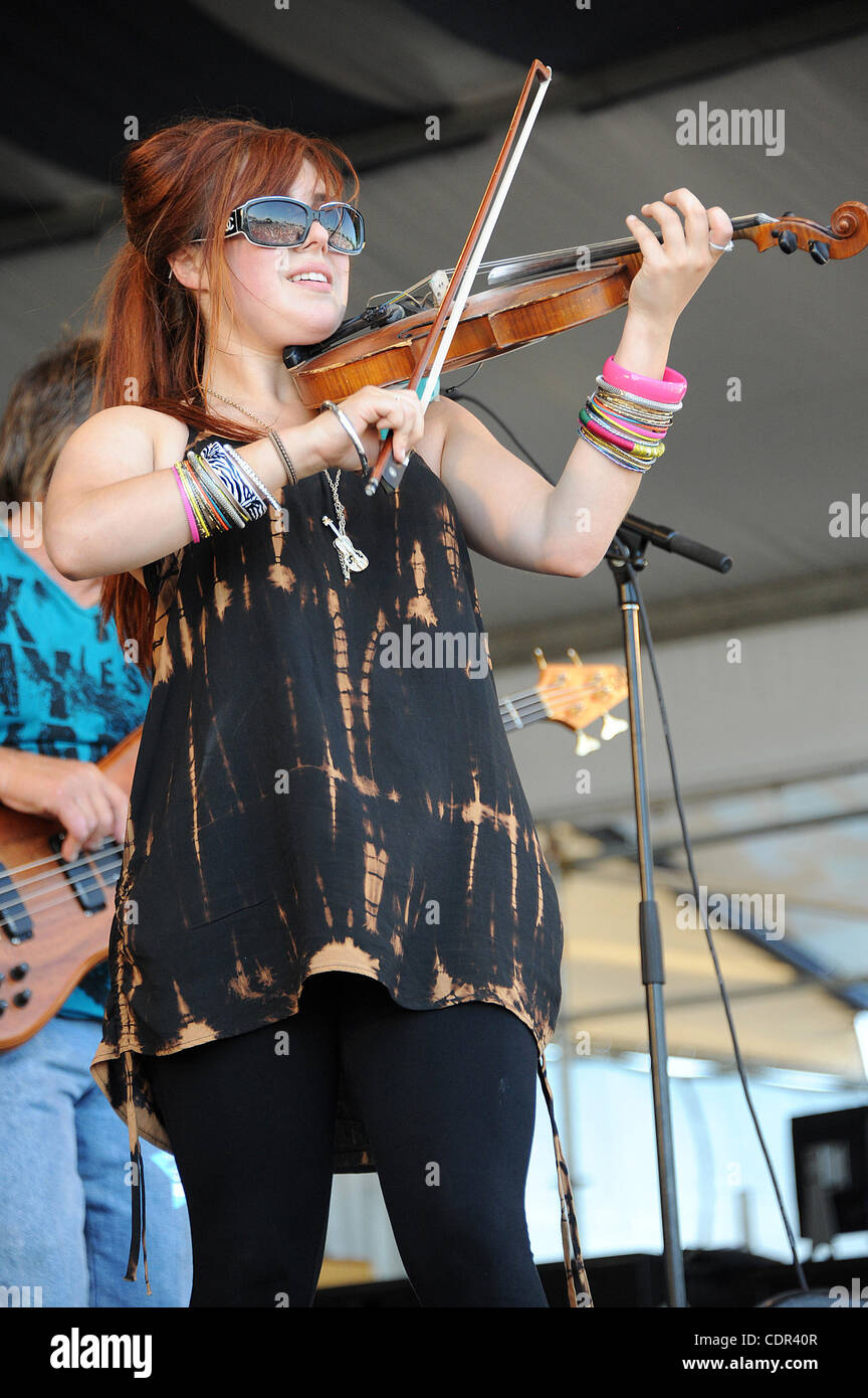 Amanda Shaw High Resolution Stock Photography and Images - Alamy