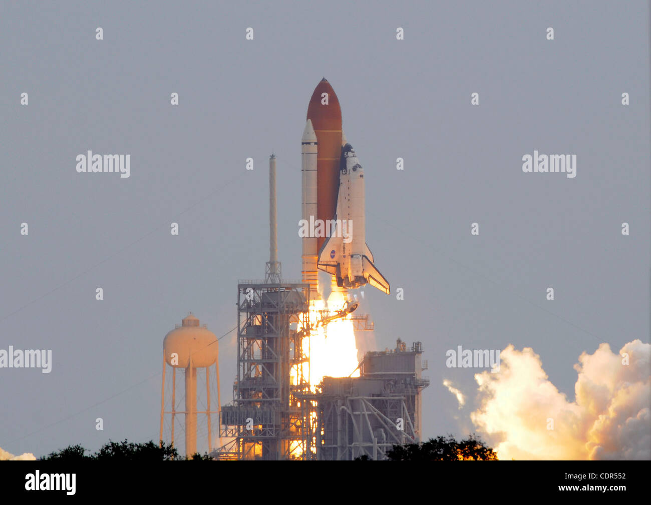 July 08, 2011 - Cape Canaveral, Florida, U.S. - Space shuttle Atlantis ...