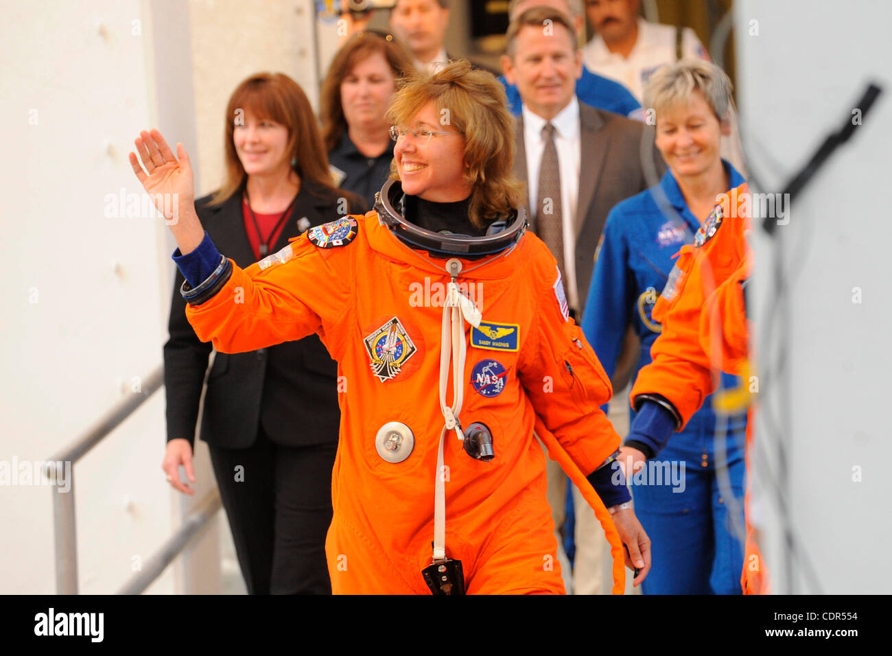 Nasa launch operations center hi-res stock photography and images - Alamy