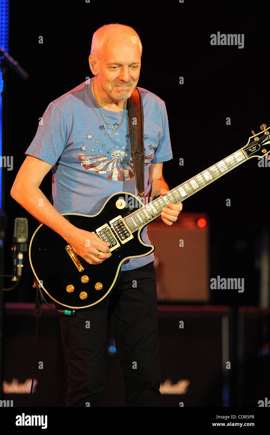 His 2011 Comes Alive Tour Makes A Stop High Resolution Stock ...