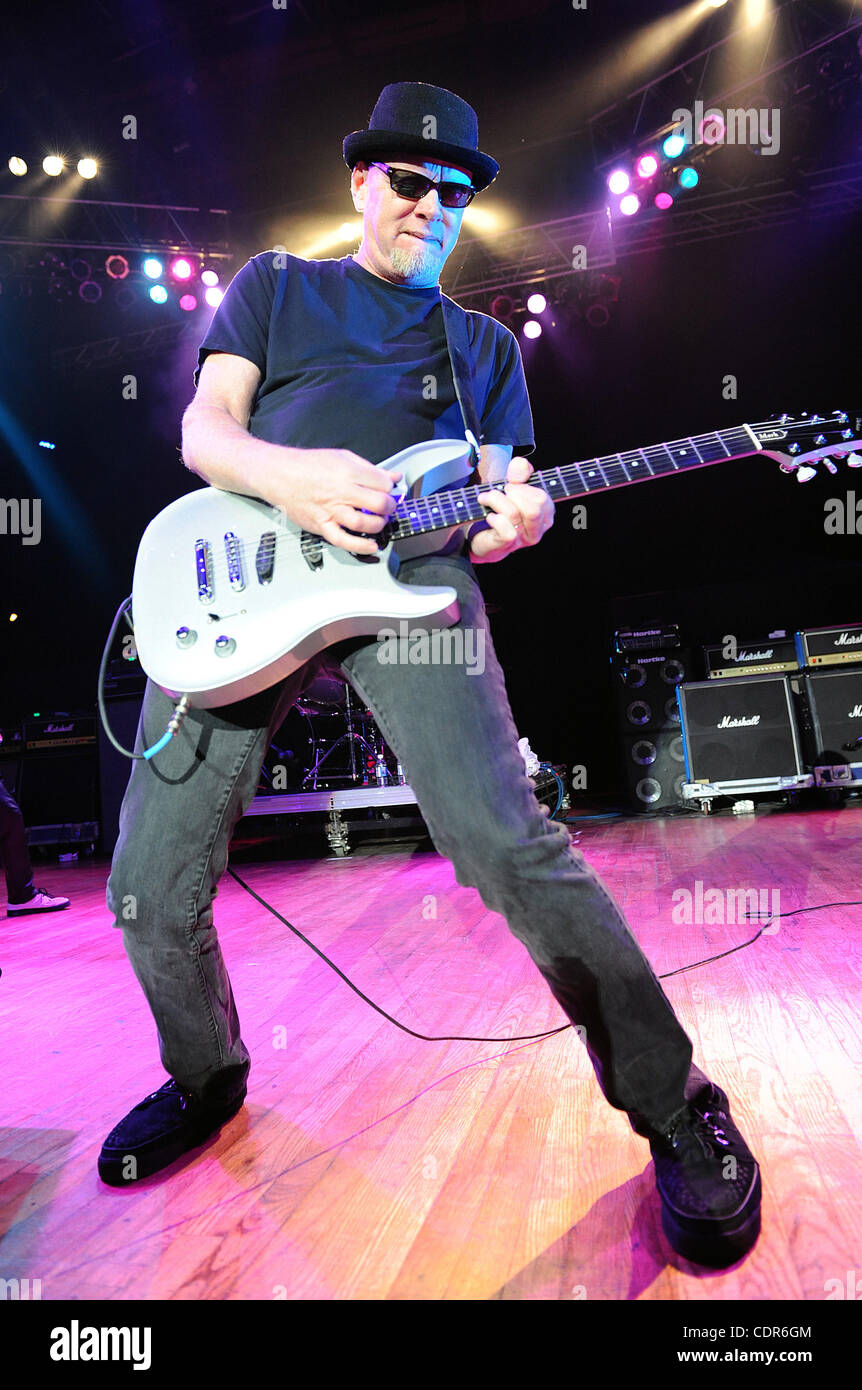 Mark kendall hi-res stock photography and images - Alamy