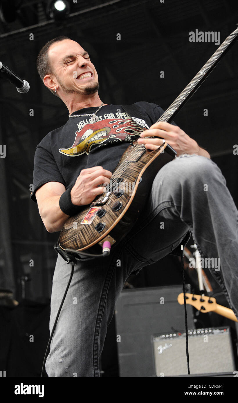 Tremonti band hi-res stock photography and images - Alamy