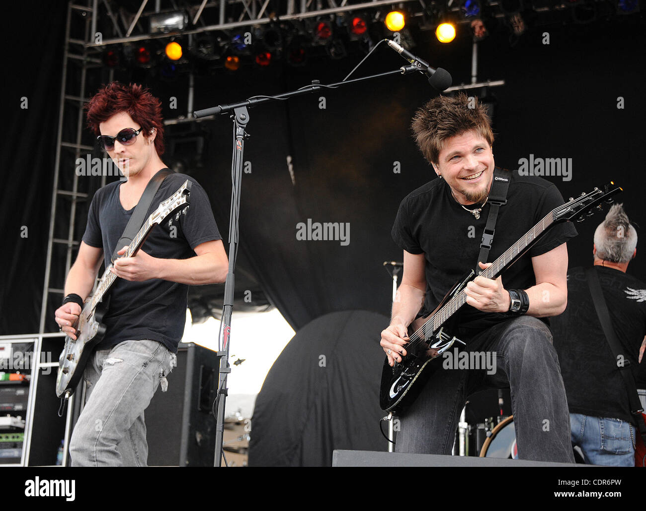 Crossfade Lead Singer