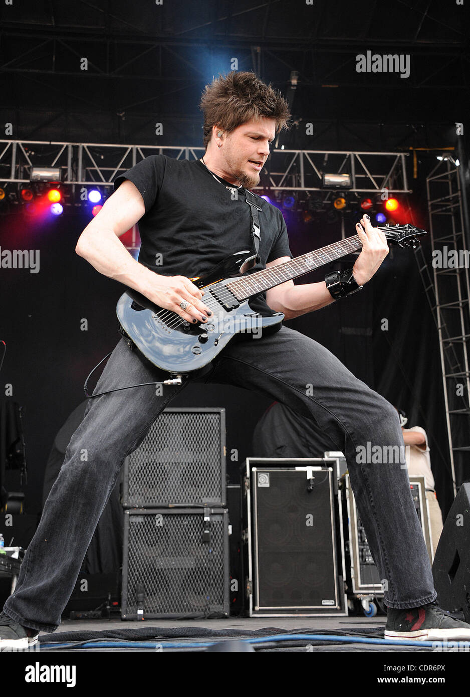 Crossfade Lead Singer