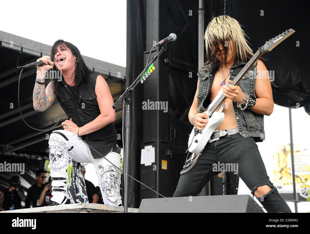 Craig Mabbitt Monte Money Vs