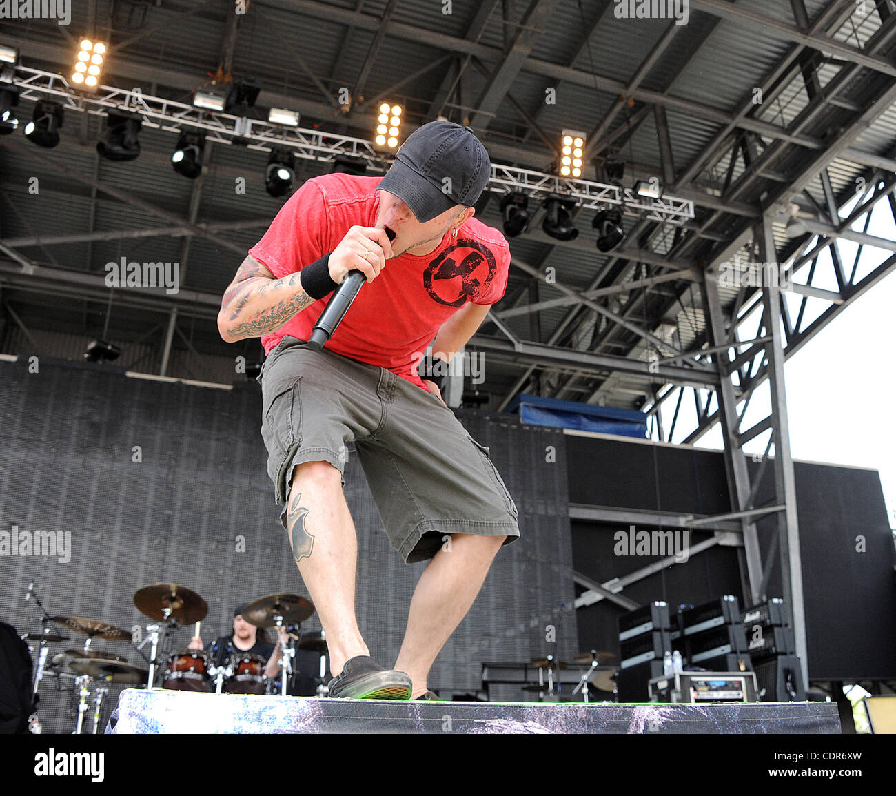 Band all that remains hi-res stock photography and images - Alamy