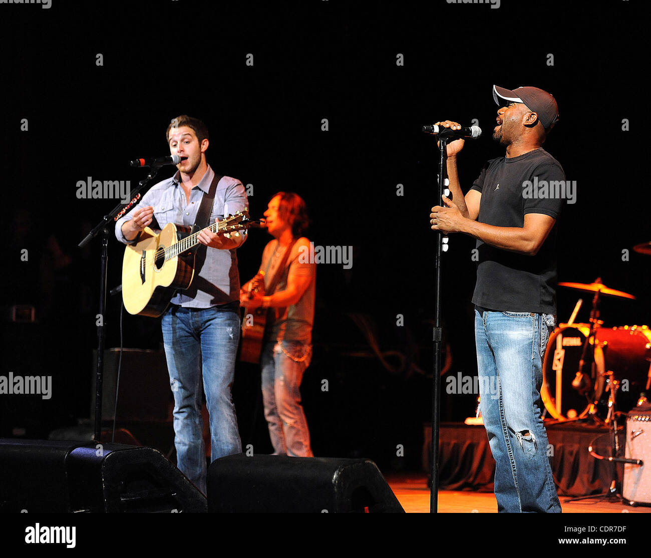 L r darius rucker hi-res stock photography and images - Alamy