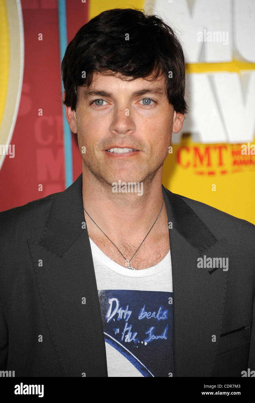 Jun 8, 2011 - Nashville, Tennessee; USA - Singer JARON LOWENSTEIN ...