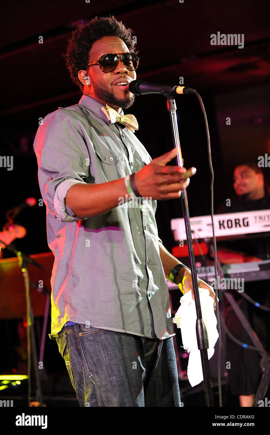 Dwele hi-res stock photography and images - Alamy