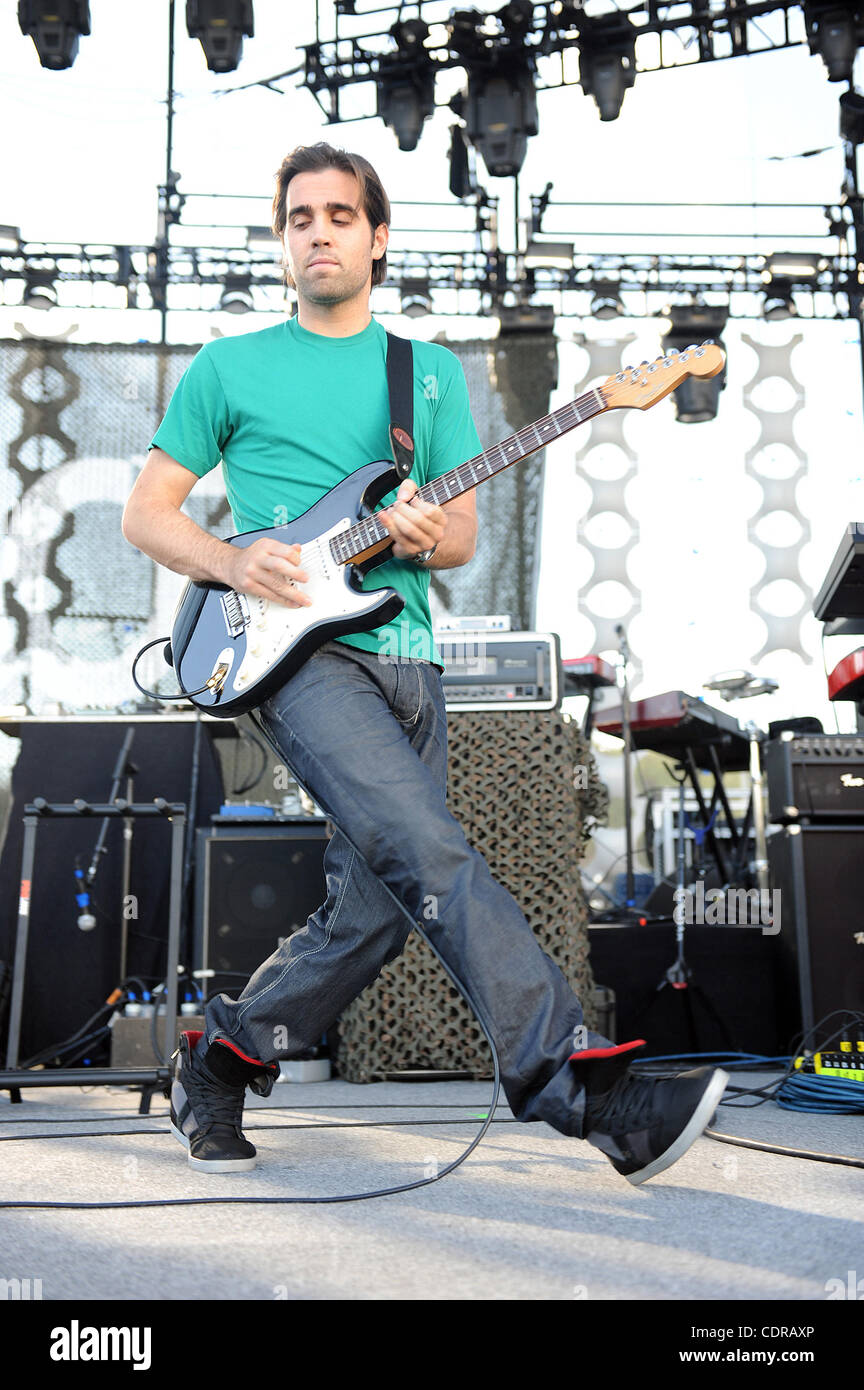 Jul 14, 2011 - Raleigh, North Carolina, U.S. - Singer / Guitarist ...