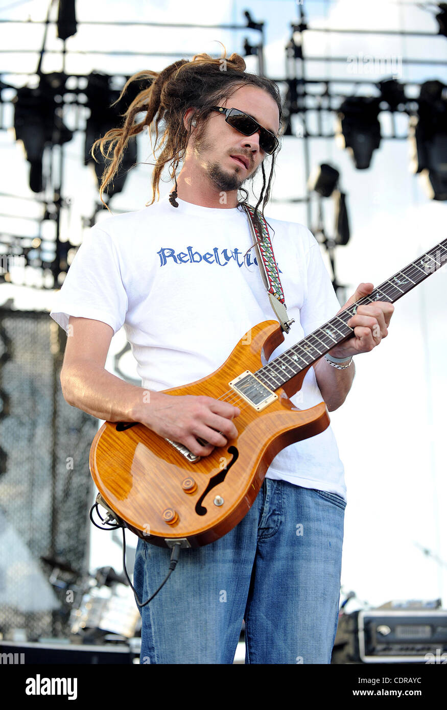 Jul 14, 2011 - Raleigh, North Carolina; USA - Singer / Guitarist JACOB ...