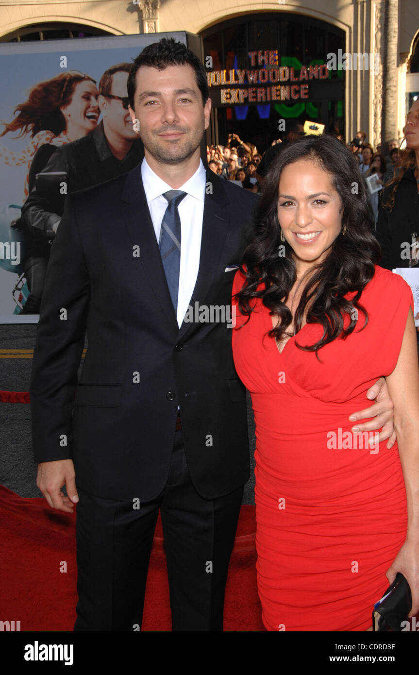 June 27, 2011 - Hollywood, California, U.S. - Alex Quijano and Roxana ...