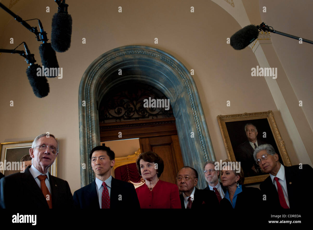 Harry reid boxer hi-res stock photography and images - Alamy