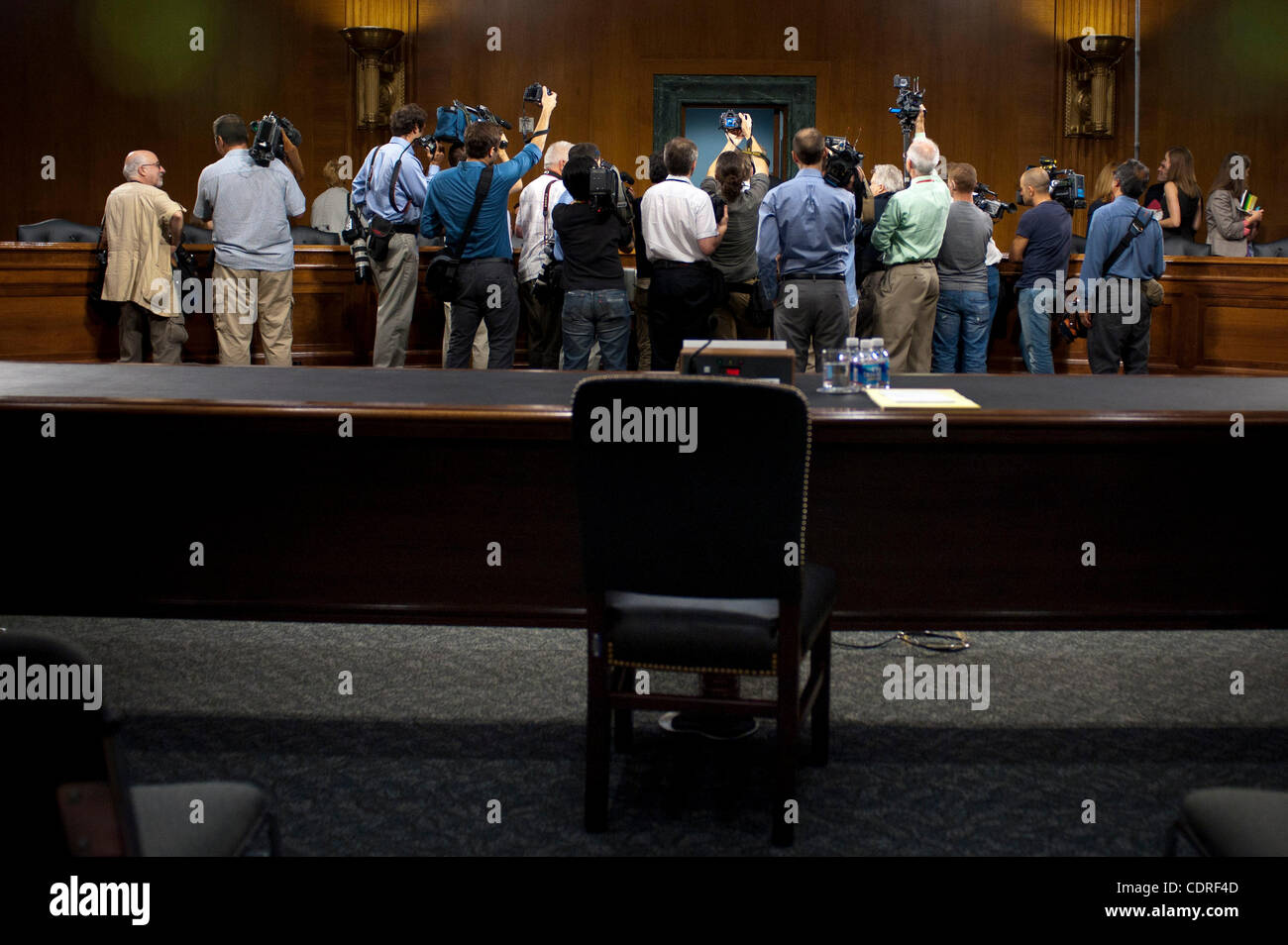 Senate committee room washington hi-res stock photography and images ...
