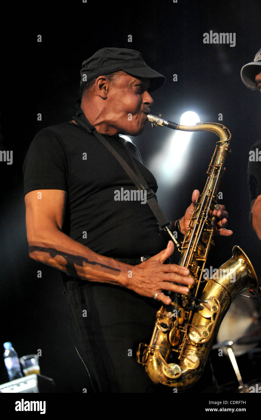 June 25, 2011 - Los Angeles, CA, USA - Musician, MICHAEL TUNES ANTUNES ...