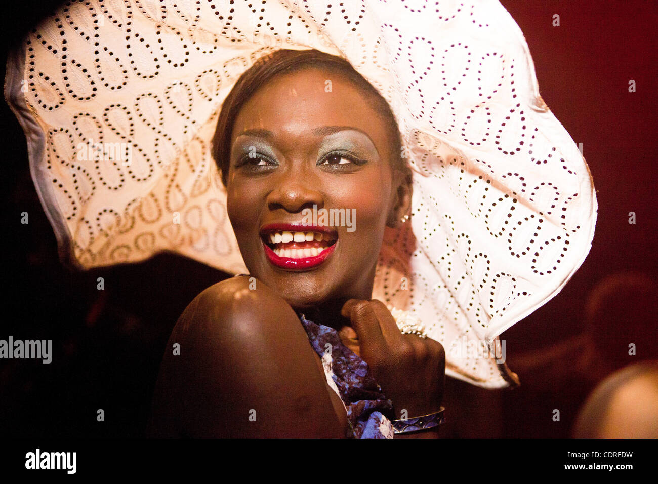 Senegalese fashion hi-res stock photography and images - Alamy