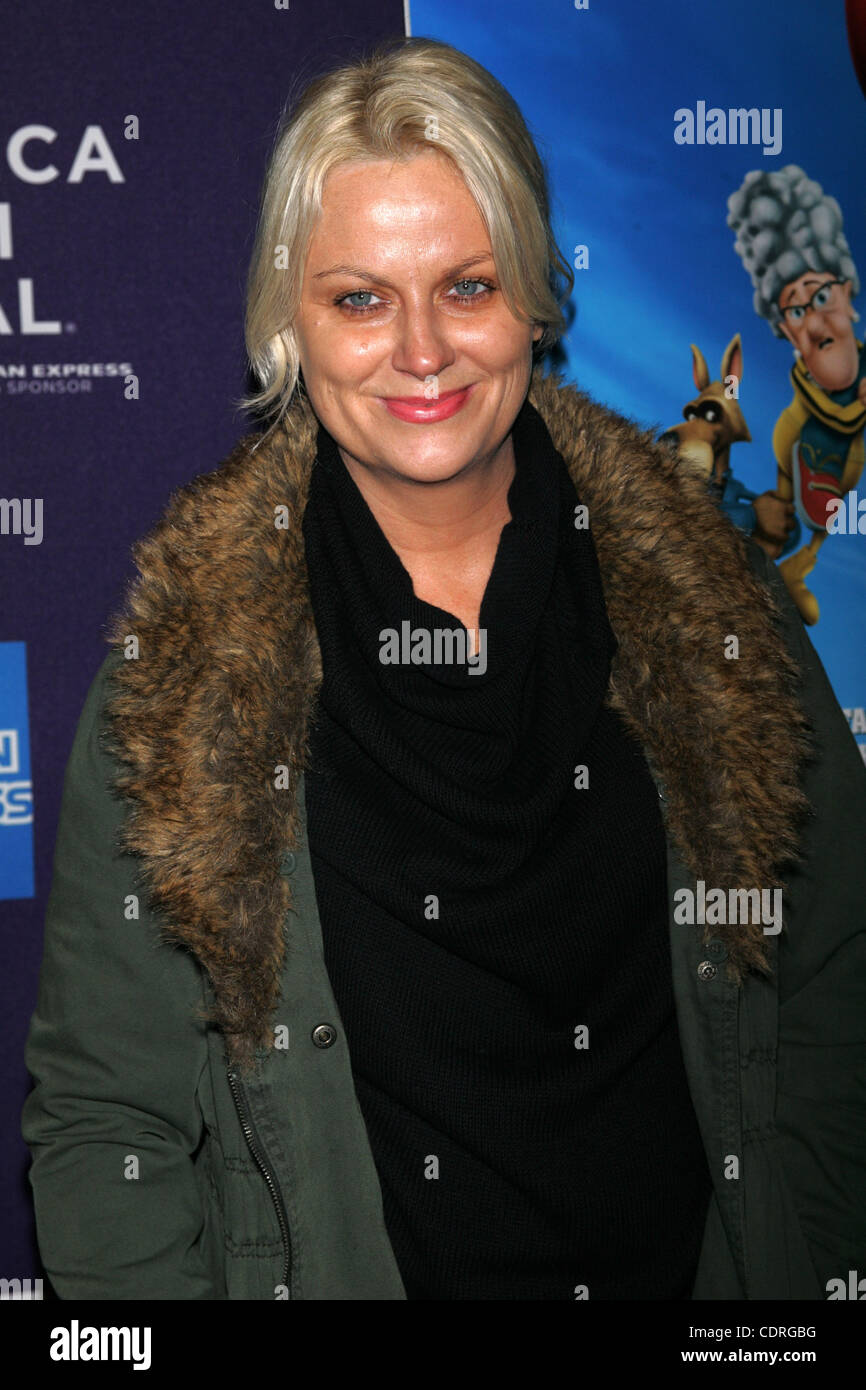 Apr. 22, 2011 - New York, New York, U.S. - AMY POHLER arrives for the ...