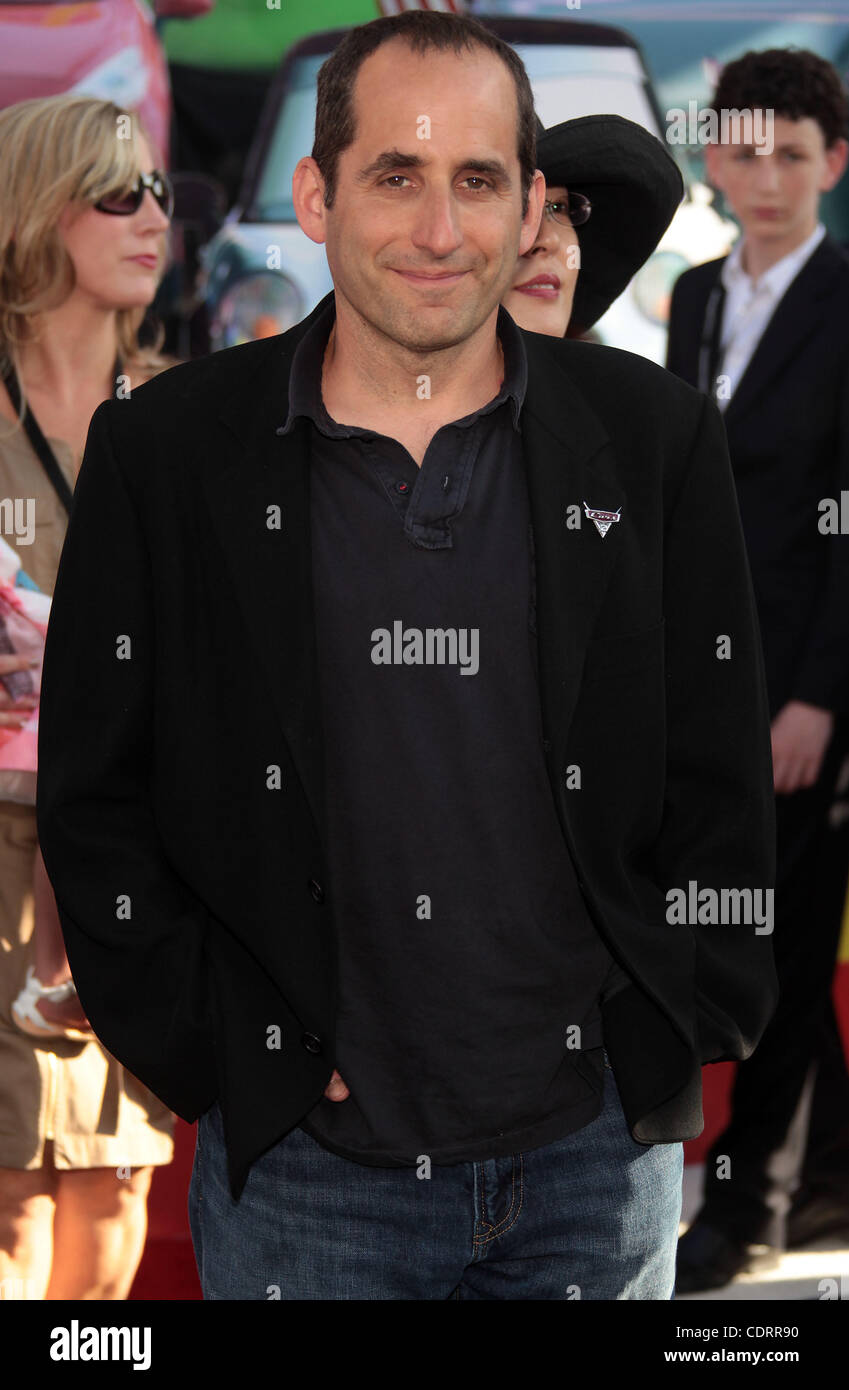 June 18, 2011 - Hollywood, California, U.S. - Peter Jacobson arrives ...