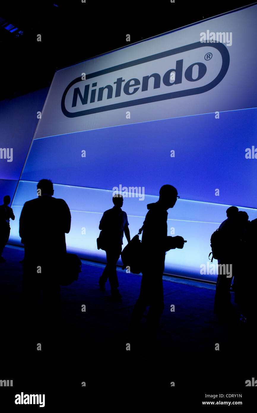 Electronic entertainment expo hi-res stock photography and images - Alamy