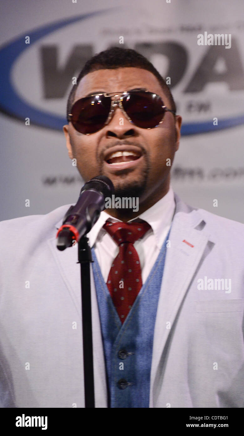 Musiq soulchild performing hi-res stock photography and images - Alamy