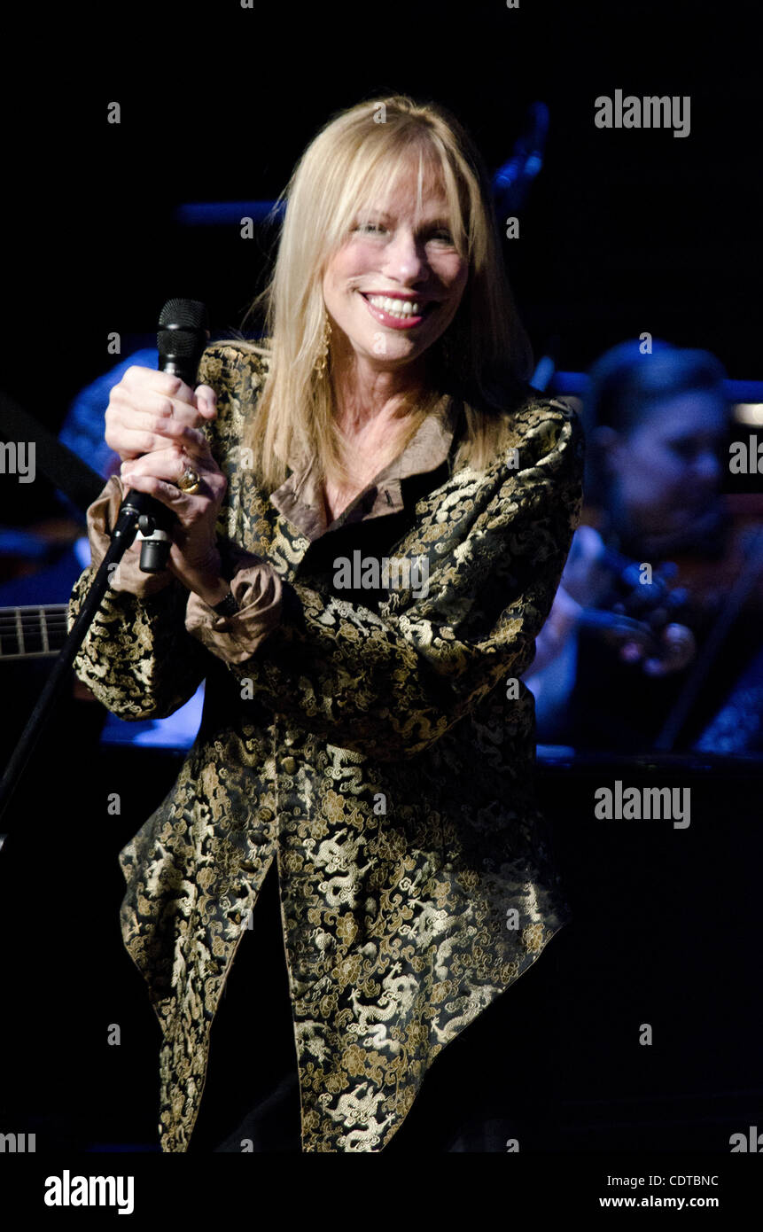 Carly anderson hi-res stock photography and images - Alamy