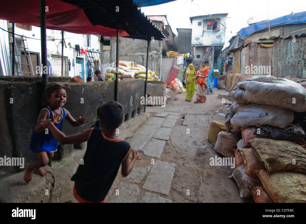 Life inside the pottery district of Dharavi, one of the world's largest ...