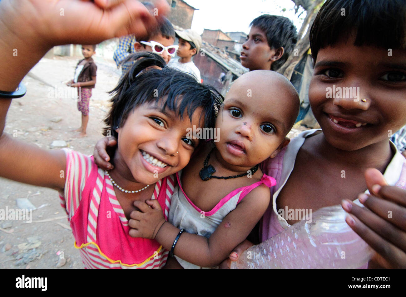 Life inside the pottery district of Dharavi, one of the world's largest ...
