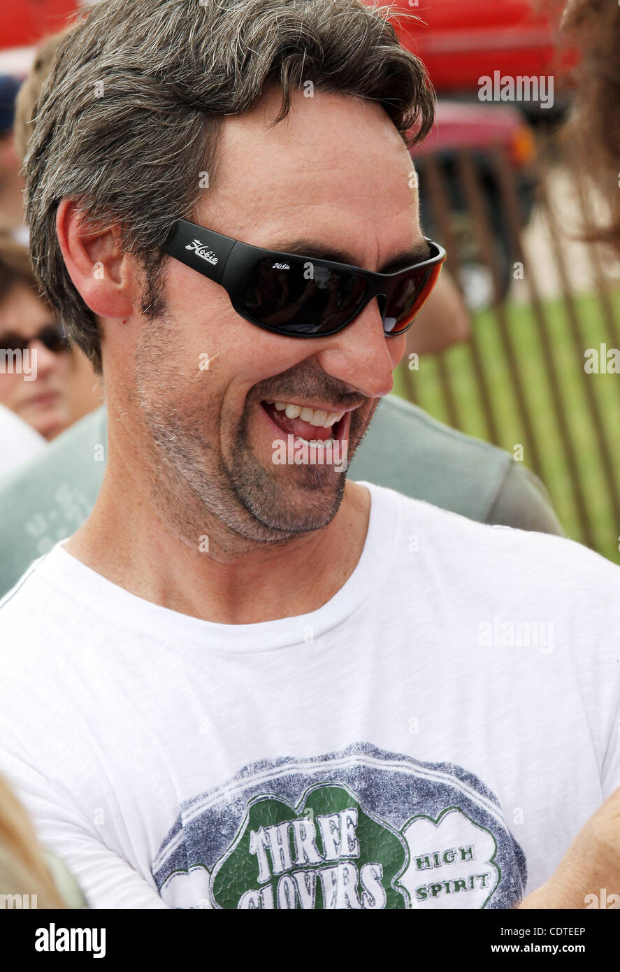 American pickers star mike wolfe hi-res stock photography and images ...