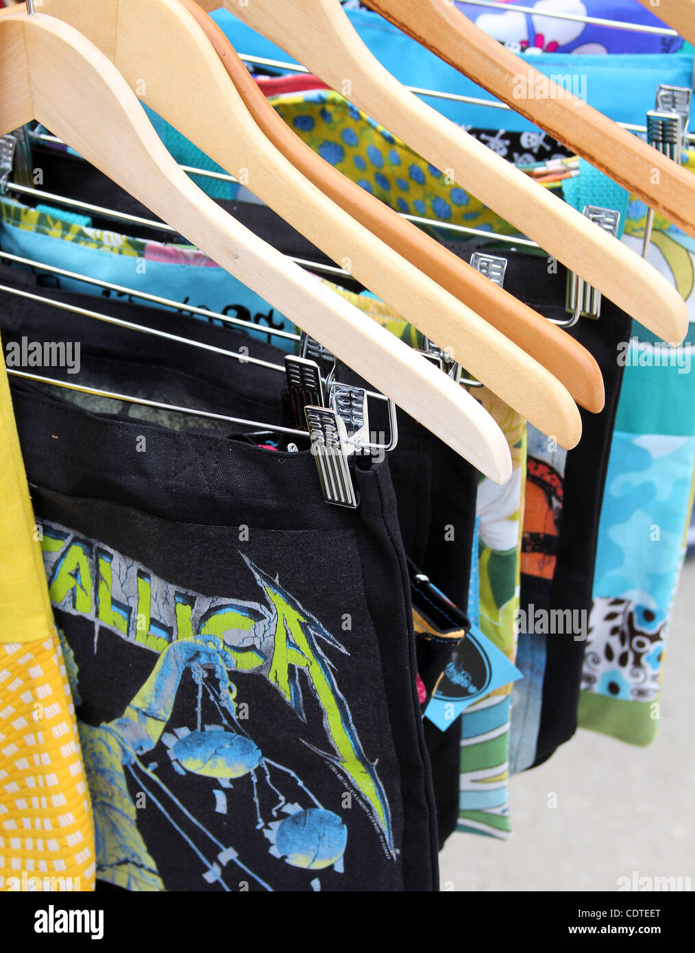 American Pickers Danielle Smoking Cigarettes