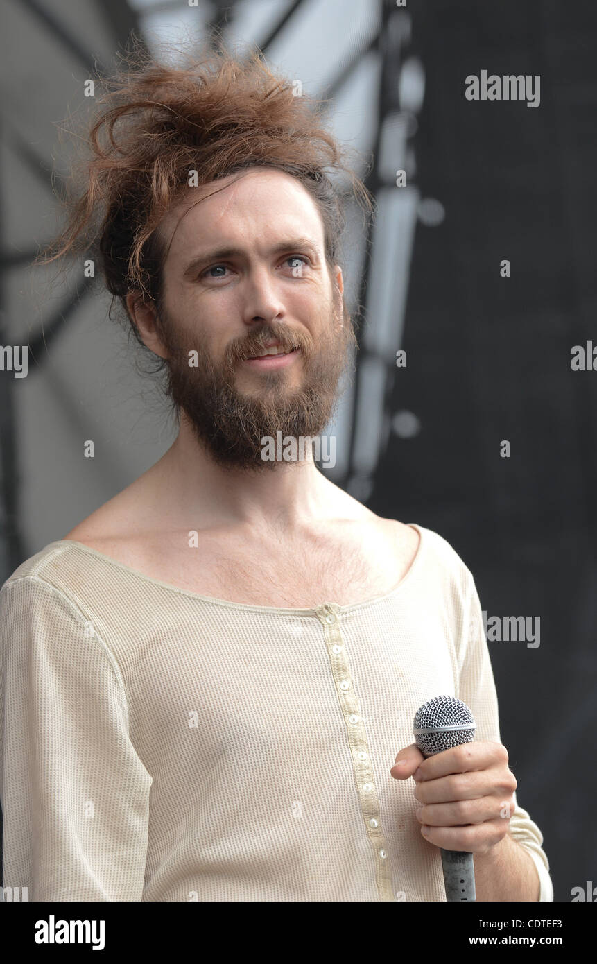 Alex Ebert