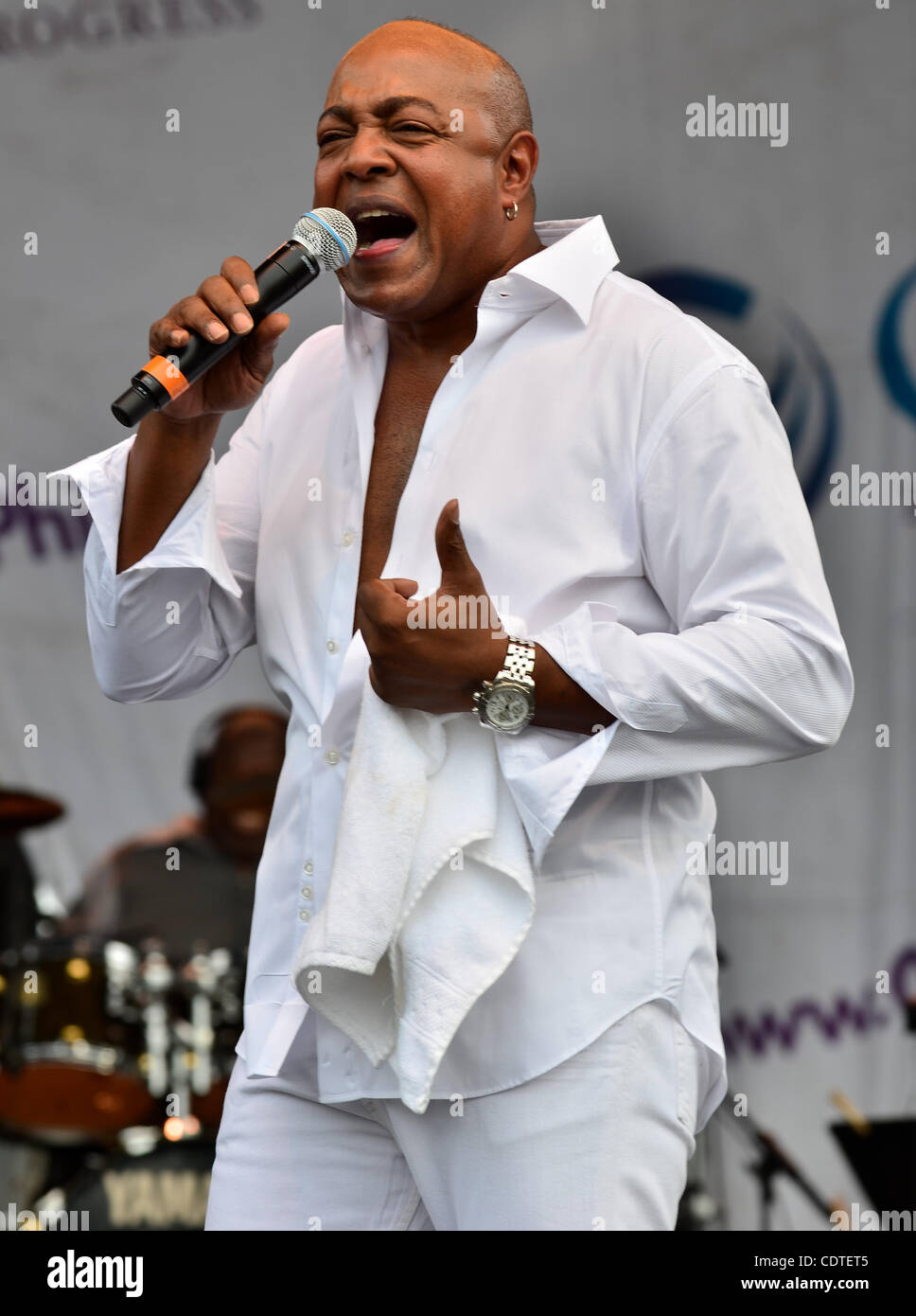 June 18, 2011 - Philadelphia, PA, USA - R&B singer, PEABO BRYSON ...