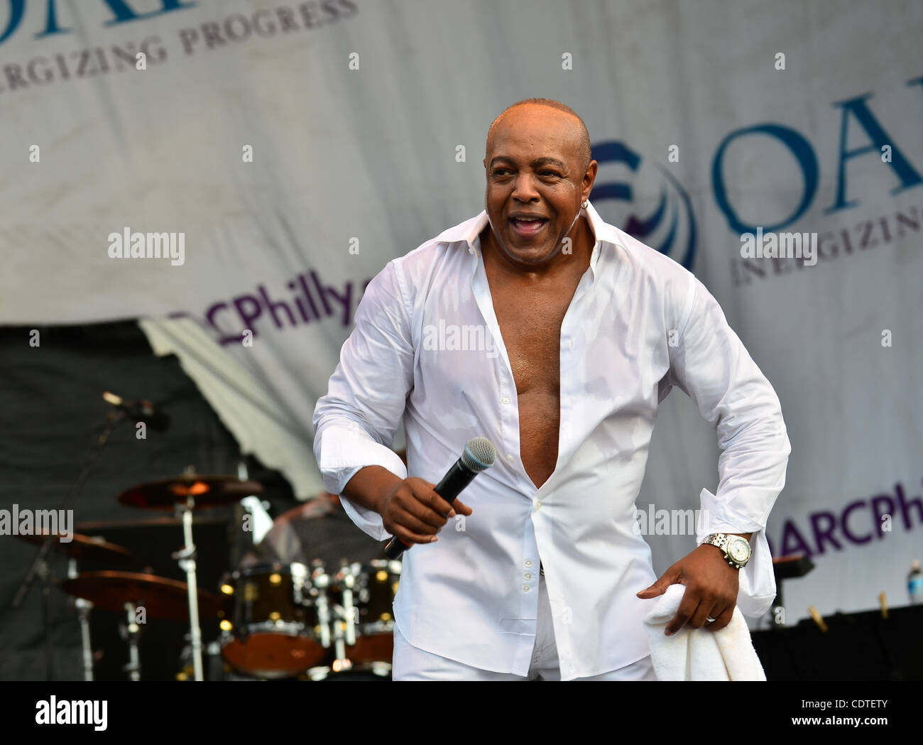 Peabo bryson hi-res stock photography and images - Alamy