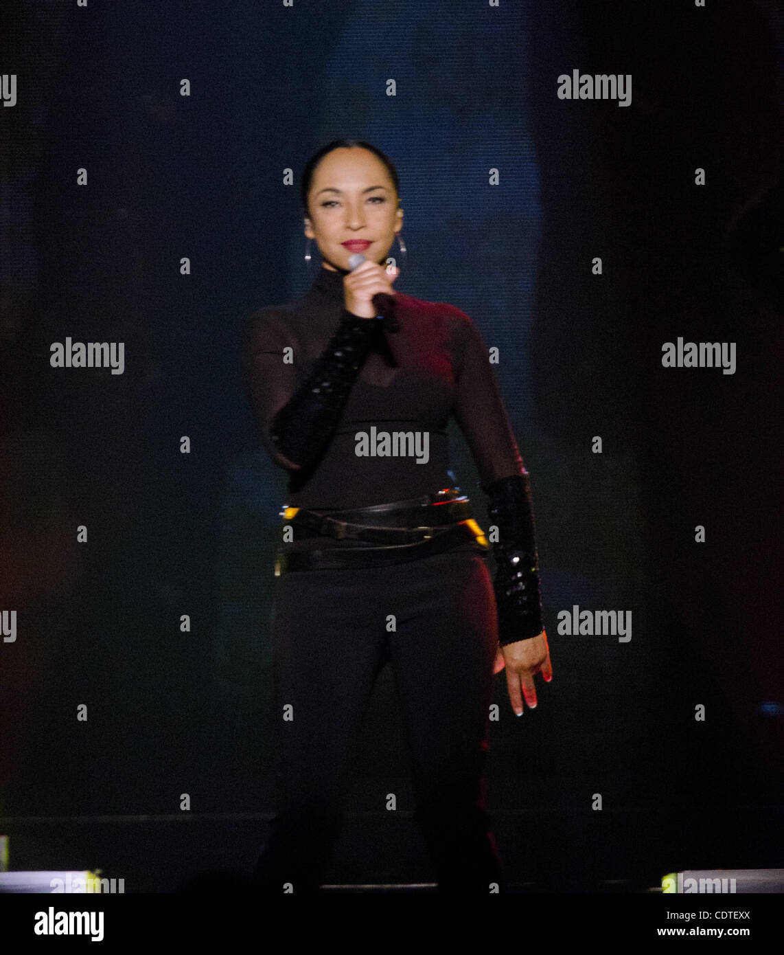 June 19, 2011 - Philadelphia, Pennsylvania, U.S. - Grammy-winning ...