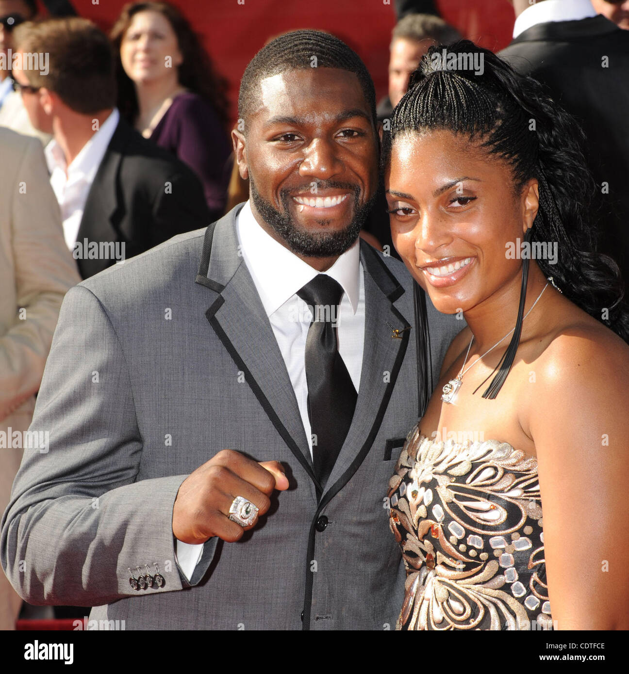 Greg Jennings and Nicole Jennings on the red carpet of ESPN's 2011 ESPY ...