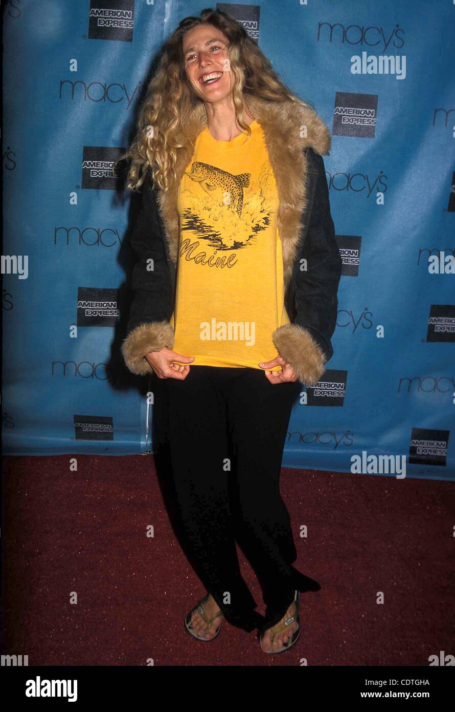 Oct. 2, 2003 - Hollywood, California, U.S. - I8036PR.MACY'S AND ...