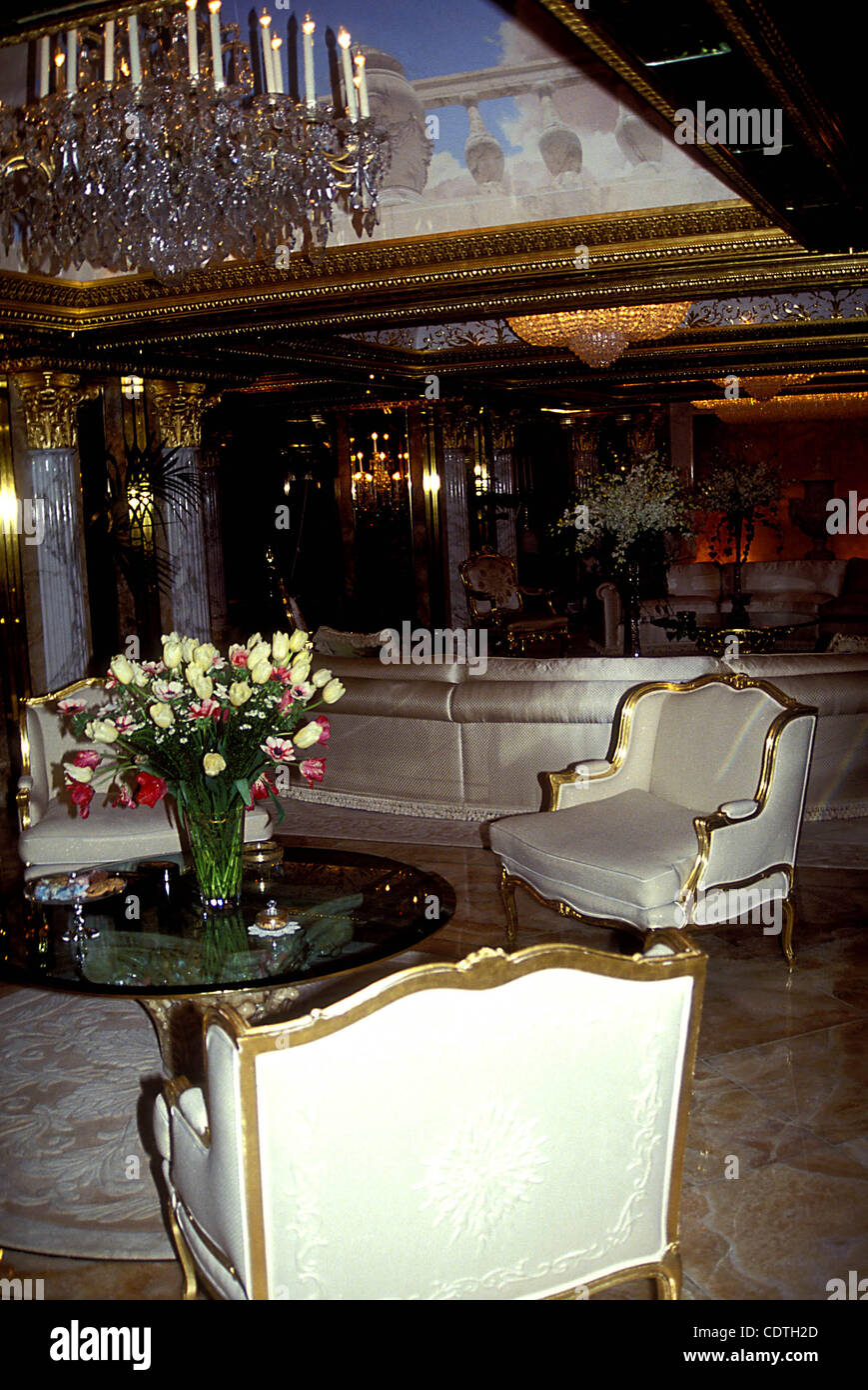 16523 SD0129.IVANA TRUMP'S APARTMENT IN AT THE TRUMP TOWER . / 1993 ...